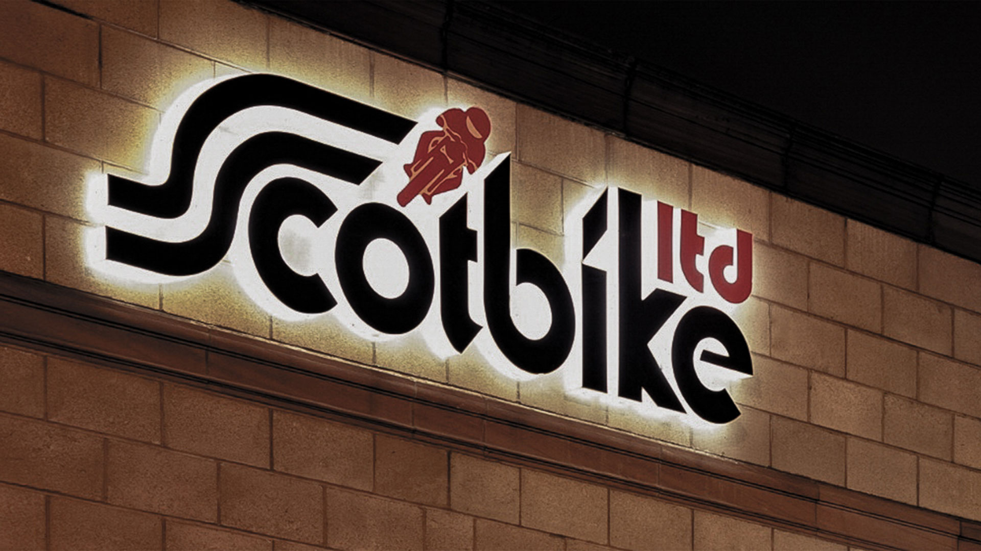 Signage & Lighting (including re-imaging programs) – W&D